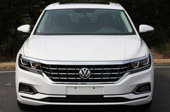 Yeni Passat'ın ilk resmi çizimleri VW tarafından yayınlandı